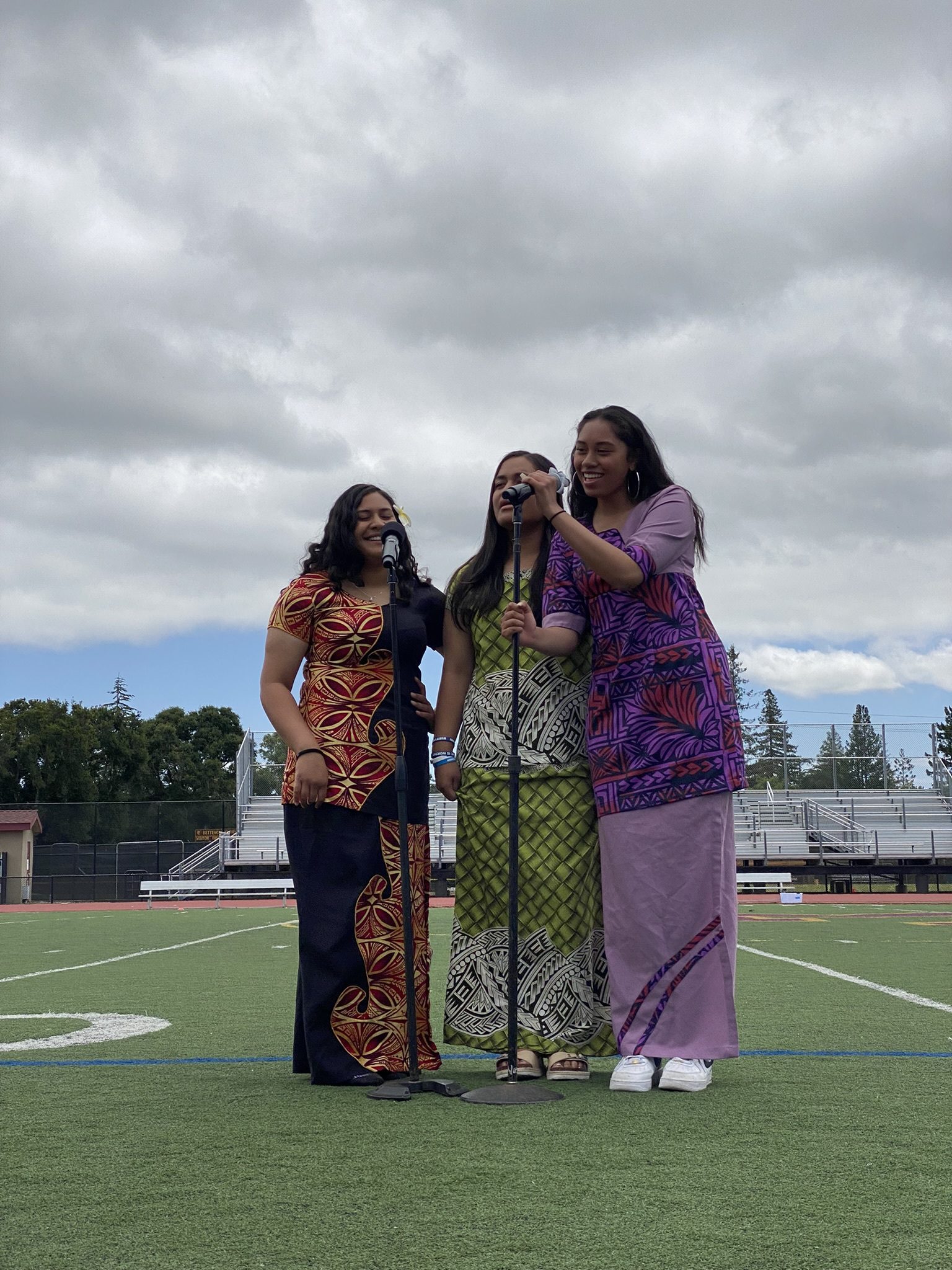 Students Deck Out in Beach Gear for Spring Rally - M-A Chronicle