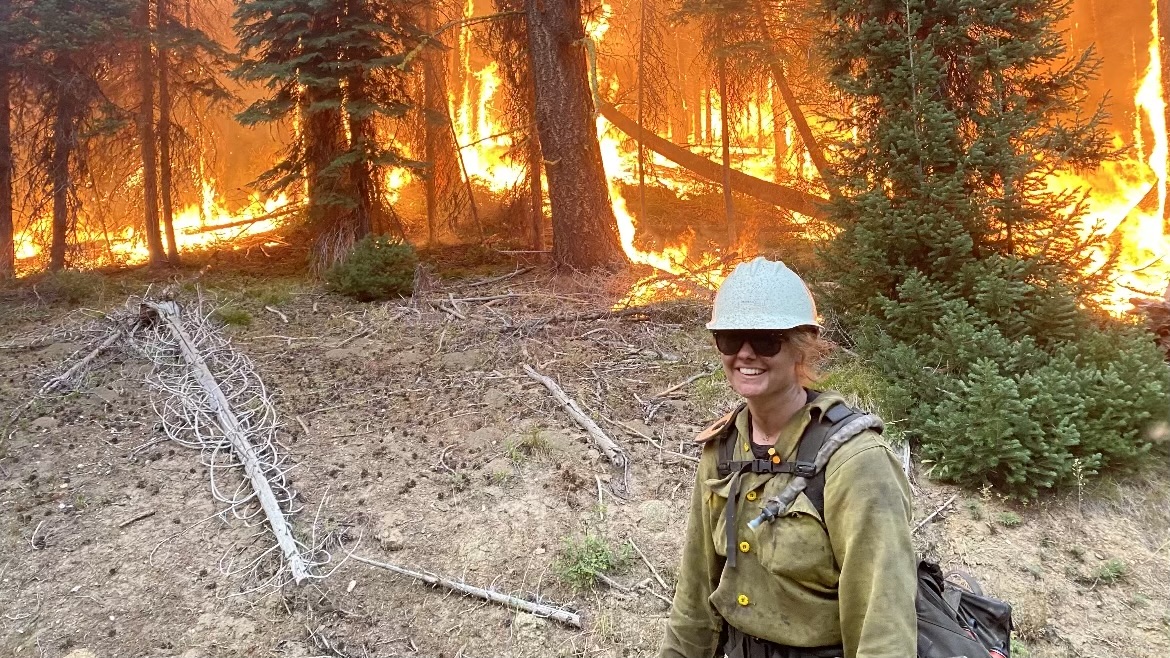 Julia Marks ‘18 Talks Becoming a Wildland Firefighter - M-A Chronicle